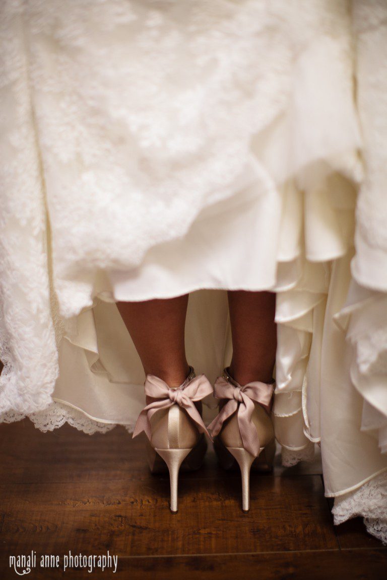 Kari & Evan's Bridges Golf Club Wedding - Manali Anne Photography